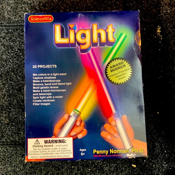 ScienceWiz | Toys | Nwt Light Book Science Activity Kit By Sceincewiz ...